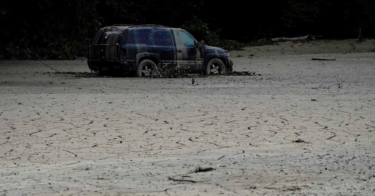 Rescatan a una veintena de personas de inundaciones repentinas en ...