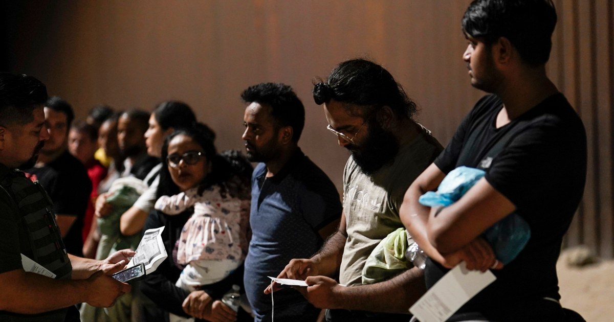 'Tale of two borders': Not many Mexicans are found at busy border crossings