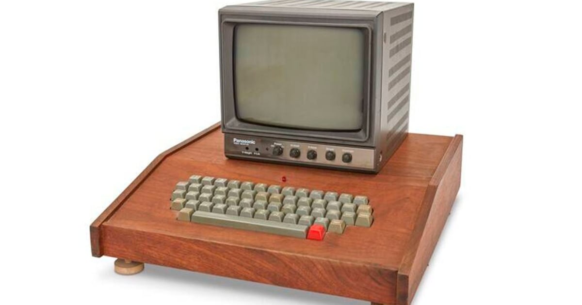 Computadora Apple-1 de Steve Jobs fue subastada por casi $700,000