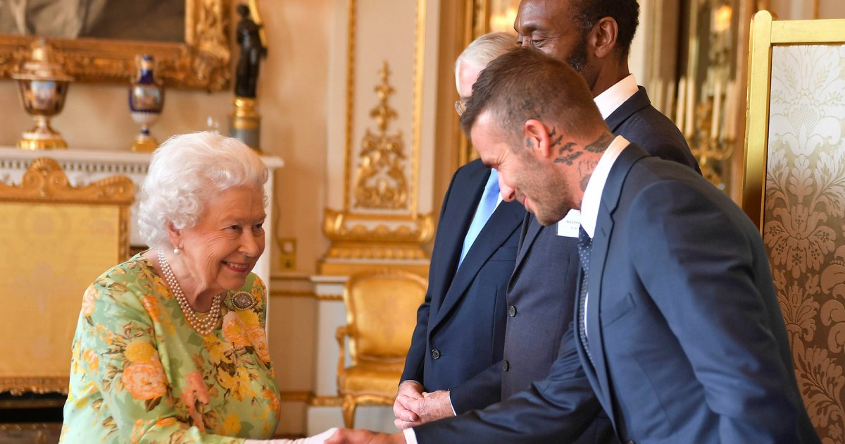 Con lágrimas, David Beckham honra el féretro de la reina Elizabeth