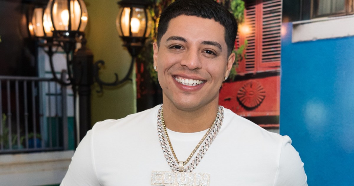 Eduin Caz debuta en el género urbano con Kimberly Loaiza y Ovi