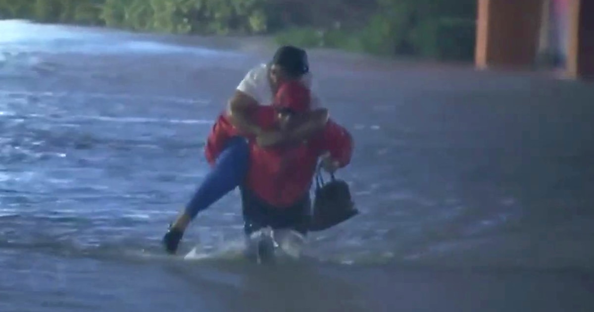 Hurricane Ian videos capture heroic rescues and widespread devastation ...