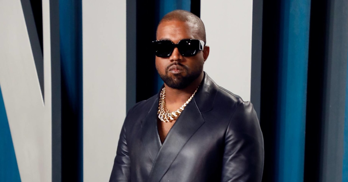 Kanye West perdió $2 mil millones tras comentarios antisemitas Kanye West perdió $2 mil millones tras comentarios antisemitas