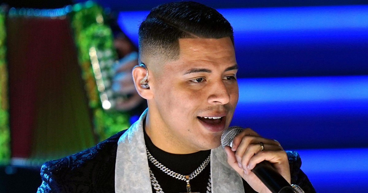 Esposa de Eduin Caz destapa lo que él hace con la ropa interior que le ...