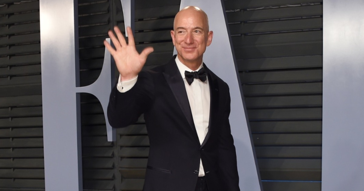 Jeff Bezos anuncia millonaria donación en apoyo a los 'homeless'