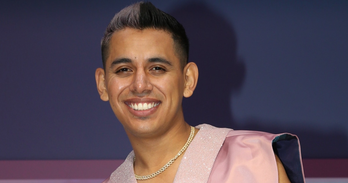 Johnny Caz y Jonathan Bencomo festejan un año de haberse comprometido