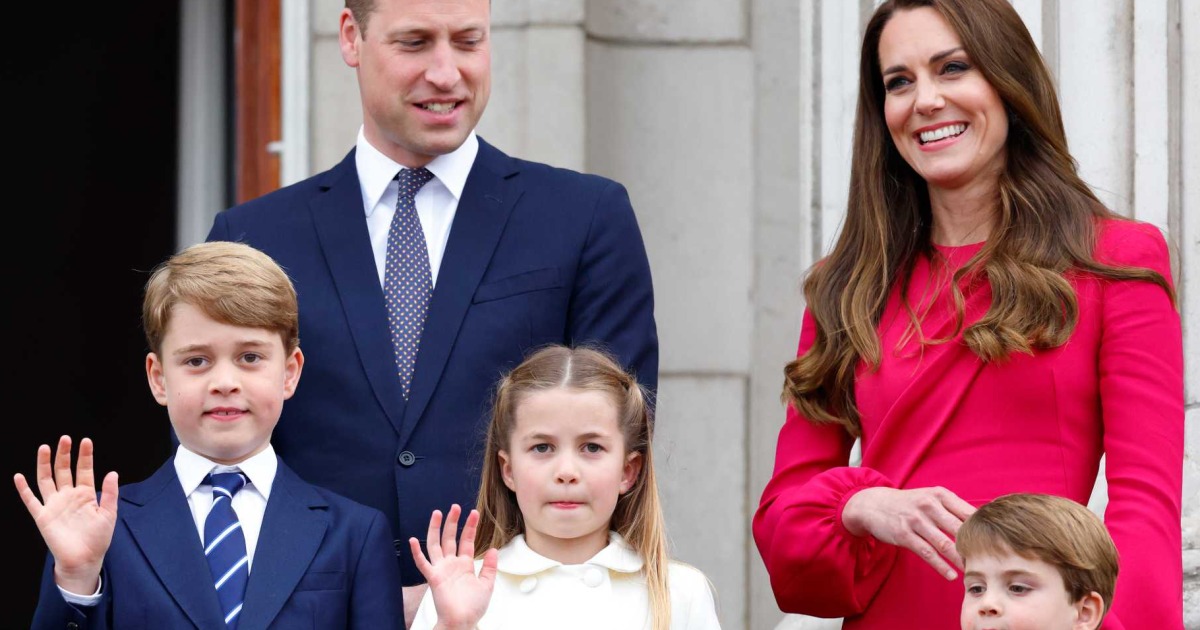 Kate Middleton muestra una pintura de su hijo George