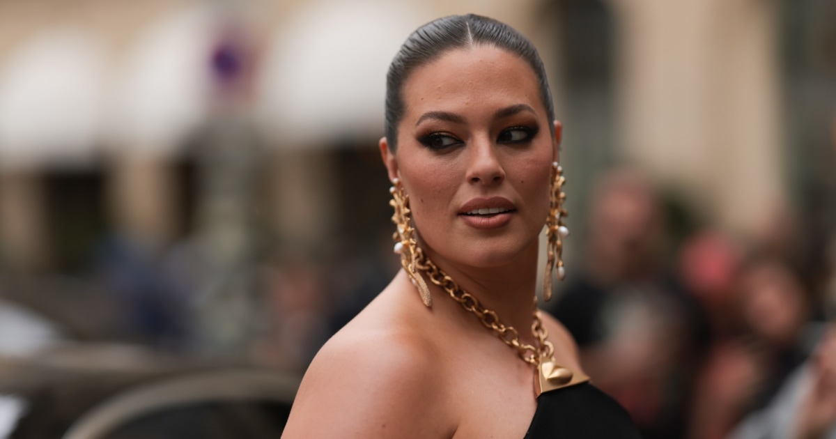Ashley Graham responde de forma contundente a las críticas de su cuerpo