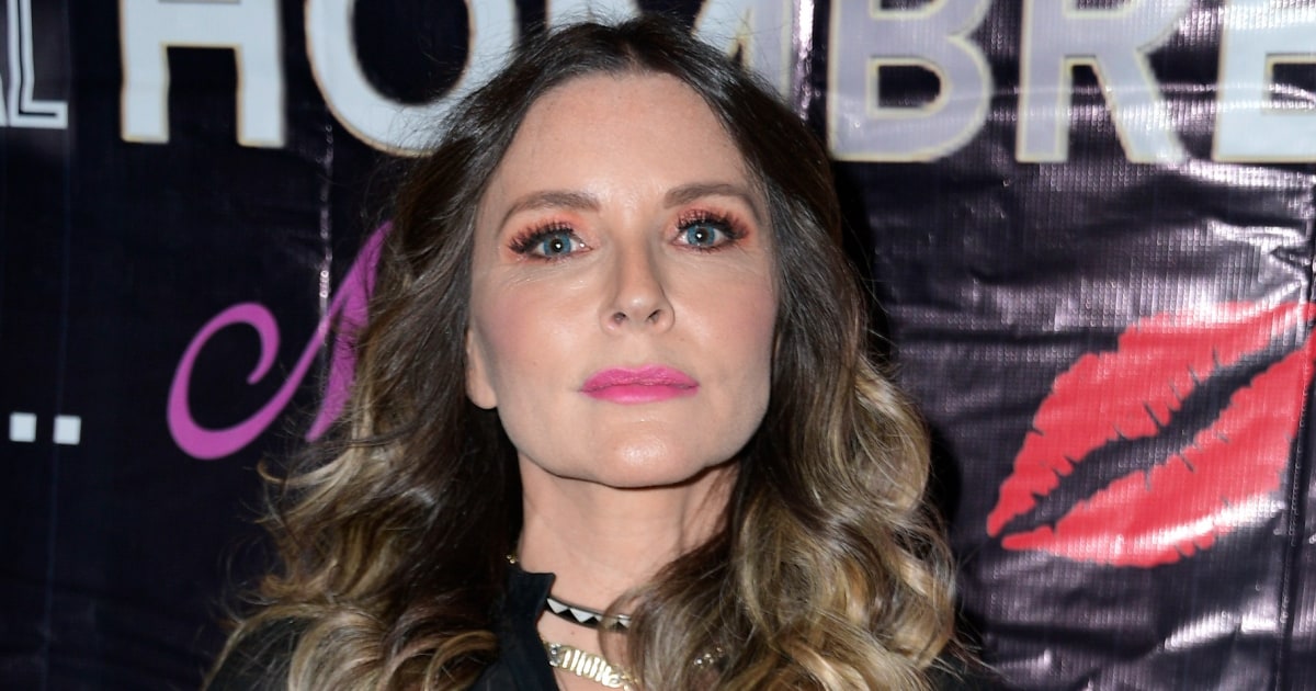 Issabela Camil recuerda a su papá a dos años de su muerte