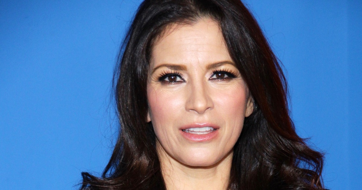 Alessandra Rosaldo y Eugenio Derbez parodian tema de Shakira