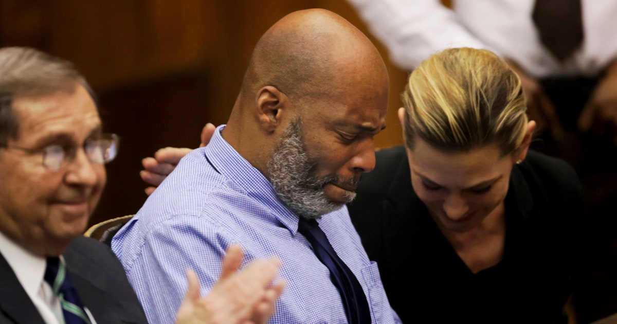 Judge vacates conviction of man imprisoned nearly 3 decades