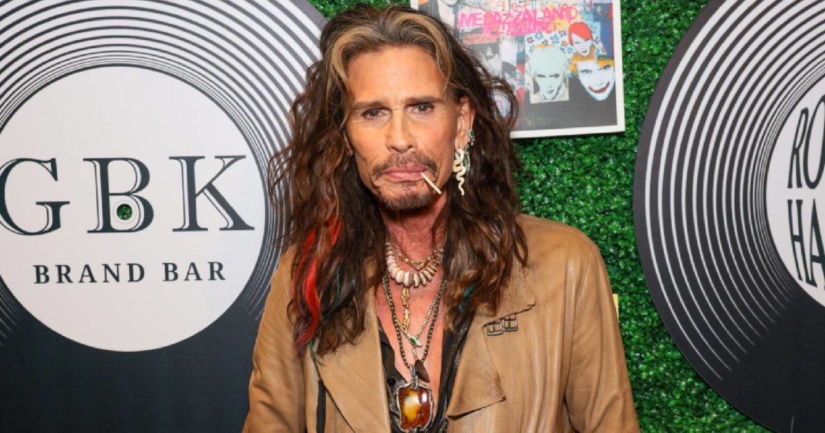 Steven Tyler, de Aerosmith, recibe demanda por abuso sexual infantil