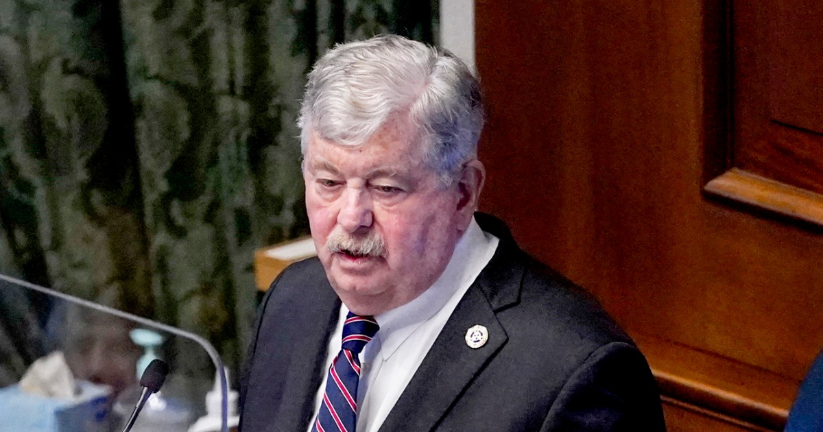 Tennessee GOP leader passes confidence vote after social media uproar