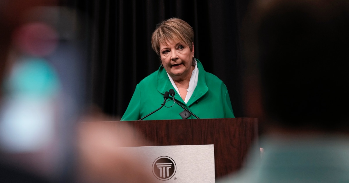 Janet Protasiewicz stresses impartiality in closing Wisconsin ads