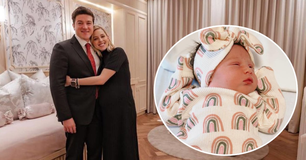 Mariana Rodríguez debuta como mamá junto a Samuel García Mariana Rodríguez debuta como mamá junto a Samuel García