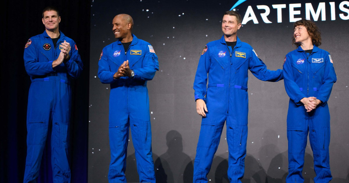 Rumbo a la Luna: NASA presenta 4 astronautas para próxima misión