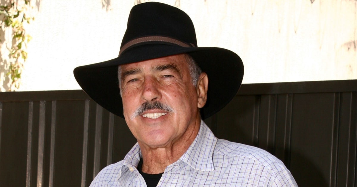 Muere Andrés García, el eterno galán: recordamos su vida en fotos