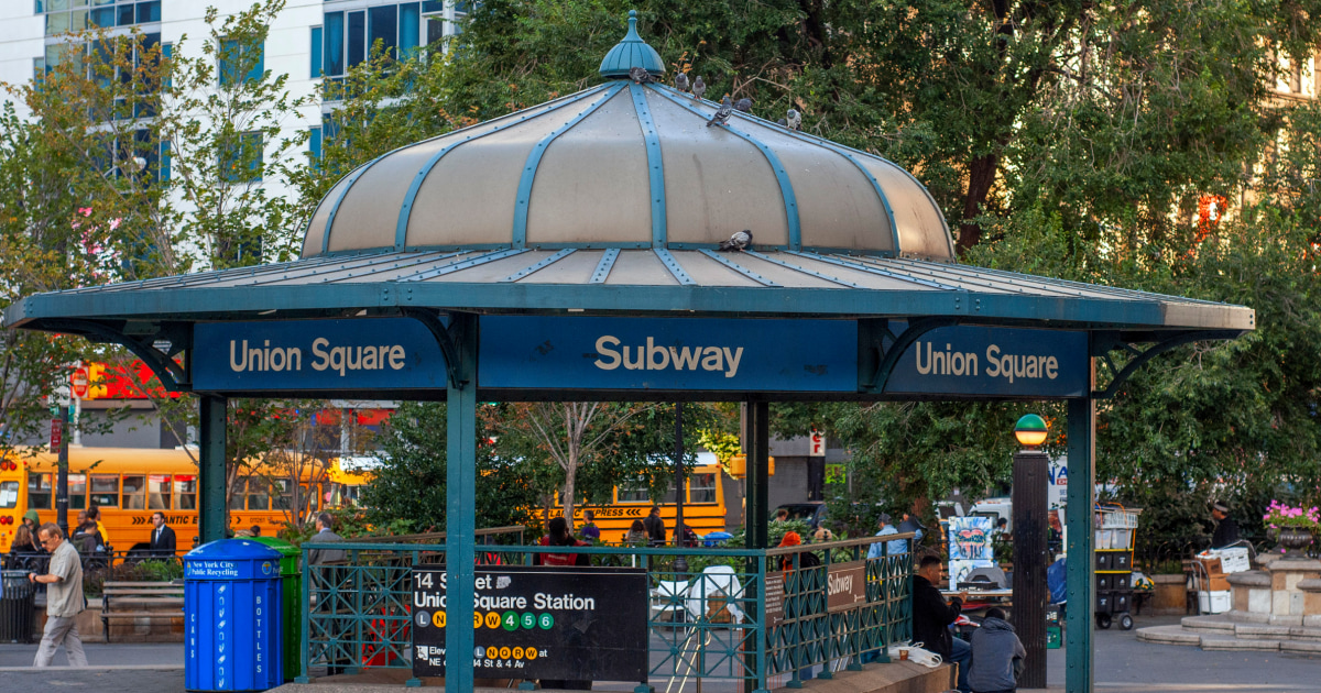 8 hurt in bear spray incident on Union Square subway
