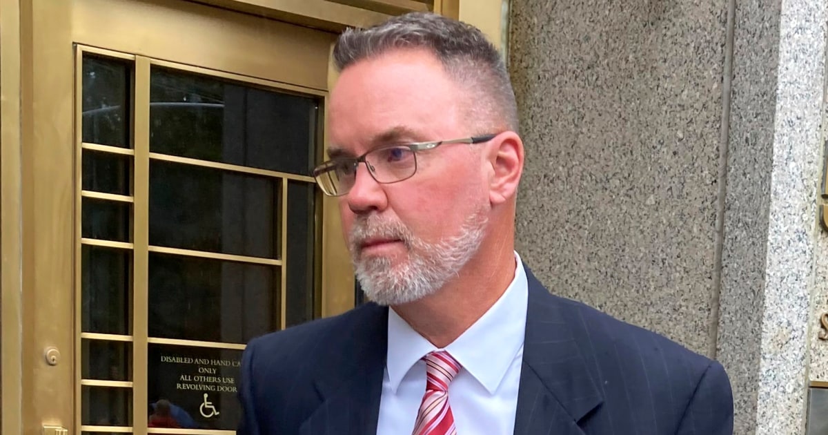 Man sentenced to 5 years in ‘We Build the Wall’ fraud case