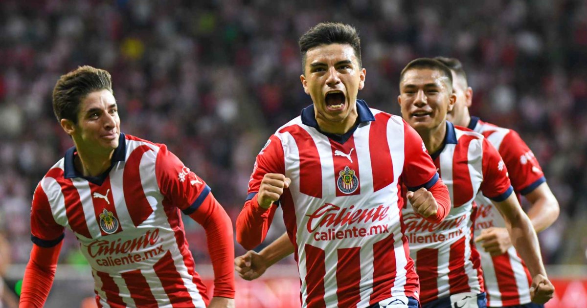 Chivas vence a Necaxa y suma su tercer triunfo en fila