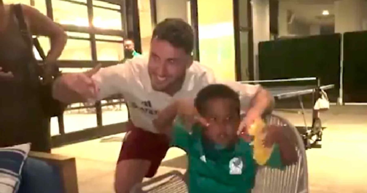 ¡Convocado! Tri convive con niño etíope que quiere ser mexicano