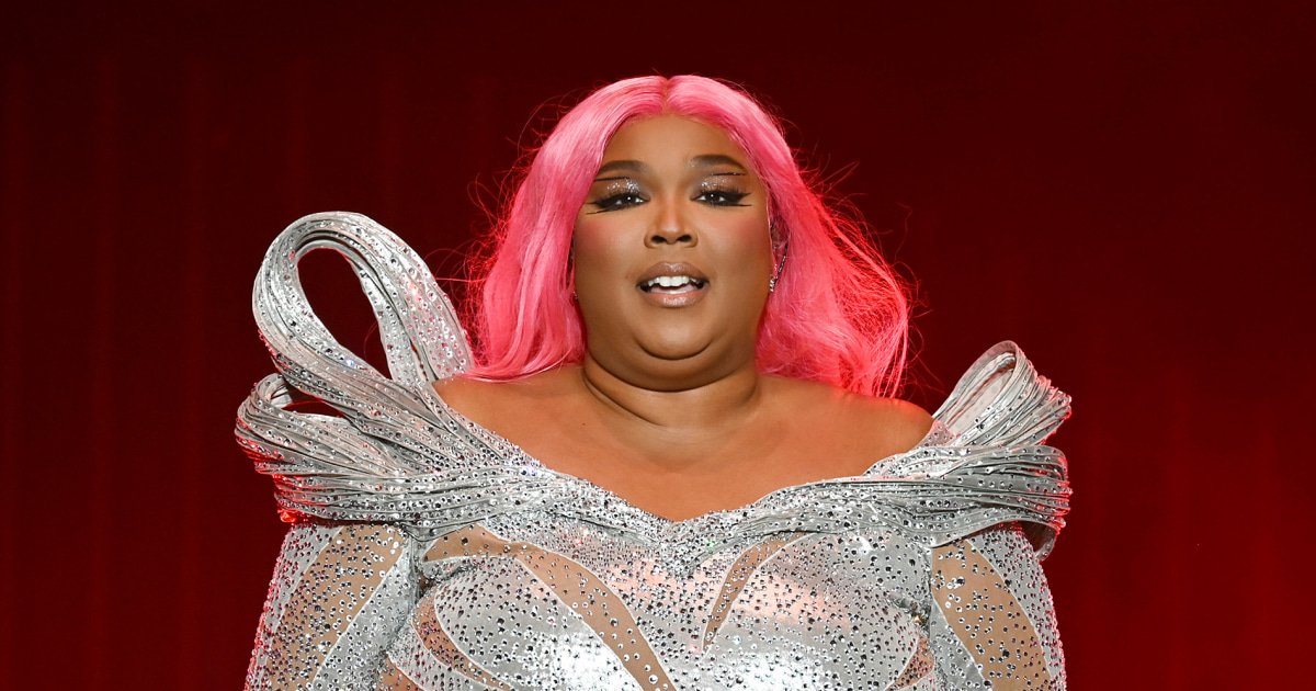 Former Lizzo dancers were weight-shamed and pressured while at strip ...