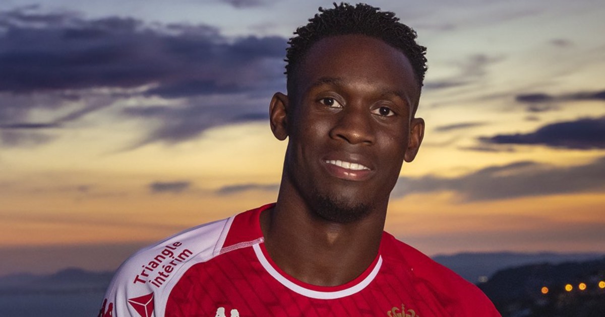 Folarin Balogun llega al AS Monaco tras millonaria venta del Arsenal