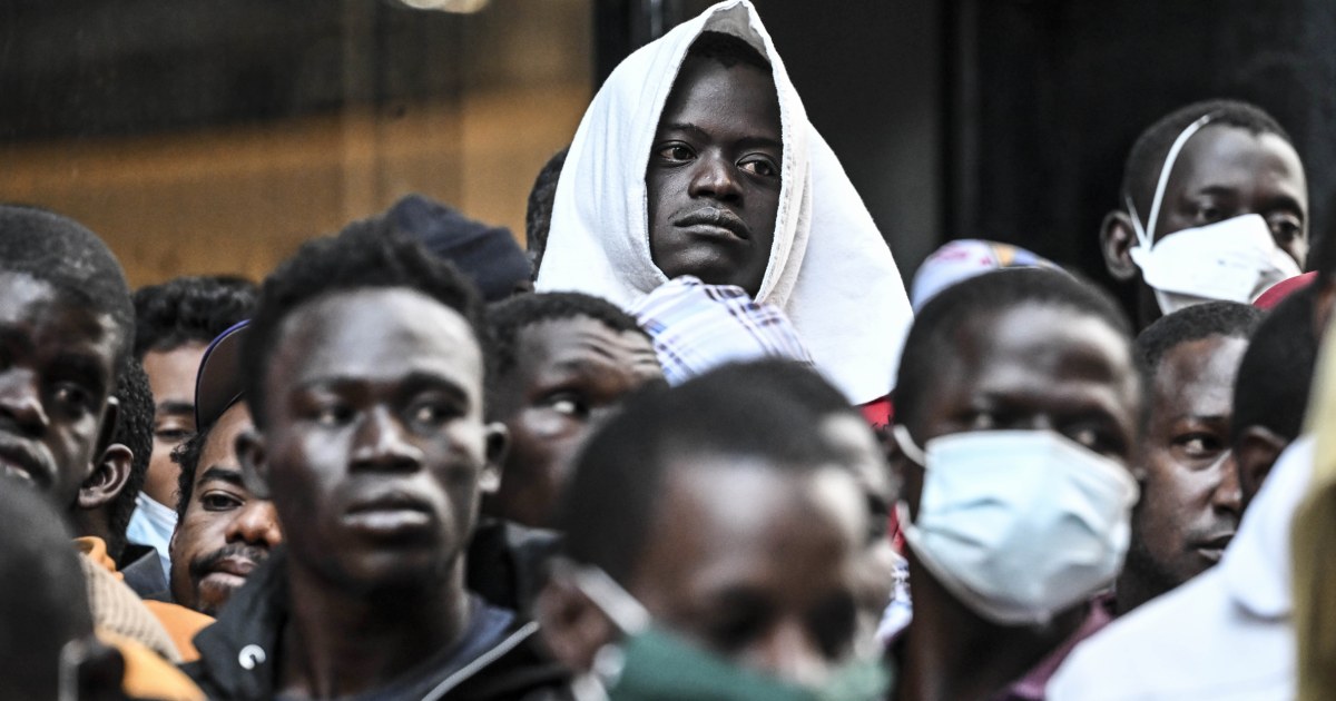 Concern rises in the Biden administration that New York has fumbled its ...