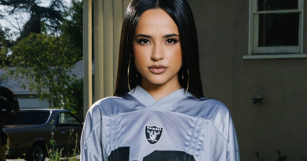Becky G se une al regional mexicano en memoria de esta persona