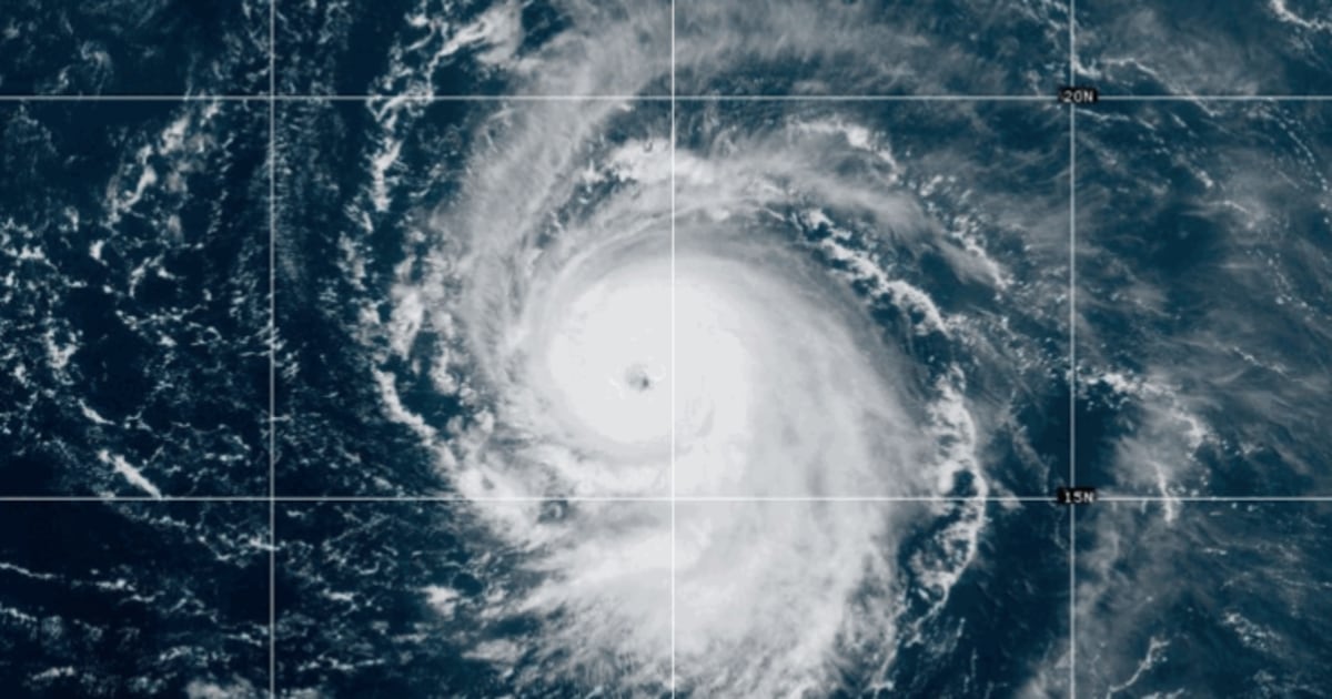Lee se convierte en el primer huracán de categoría 5 en la temporada del Atlántico