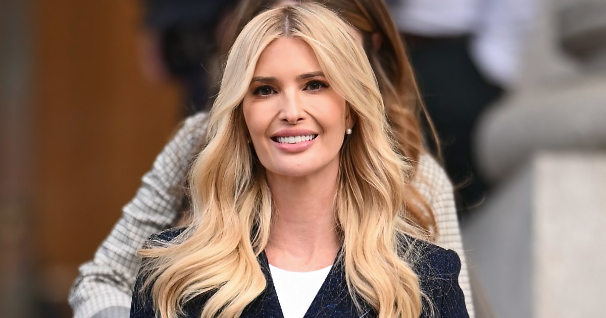 Ivanka Trump se roba las miradas por su peculiar entrada a juzgado en ...