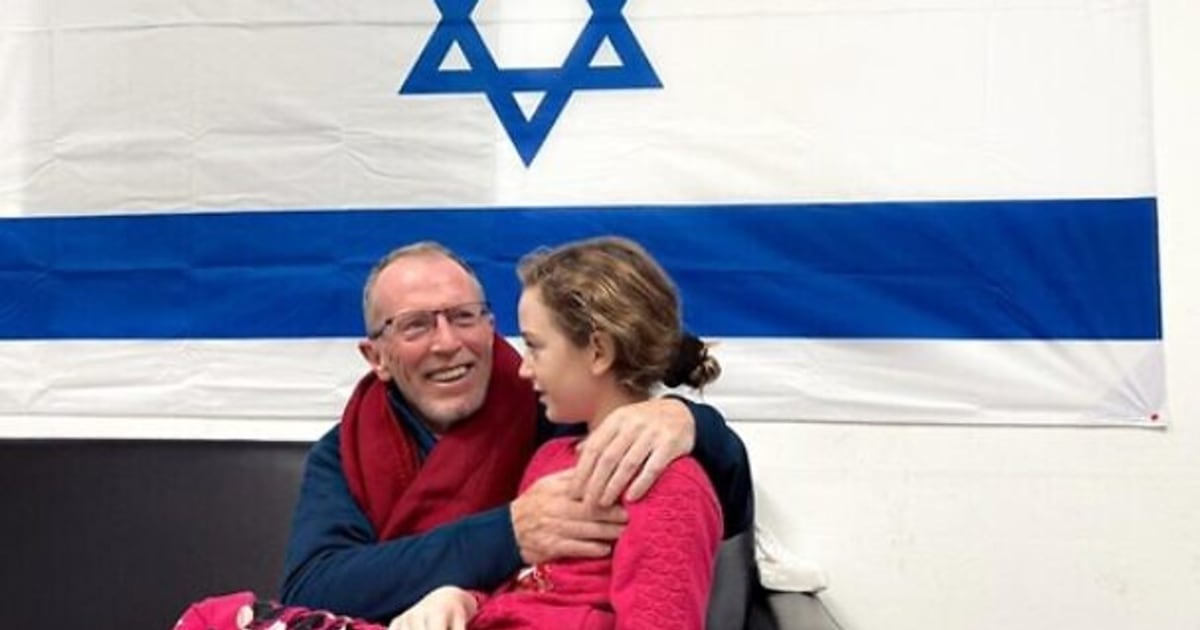 Emily Hand, la niña que cumplió años mientras estuvo secuestrada casi ...