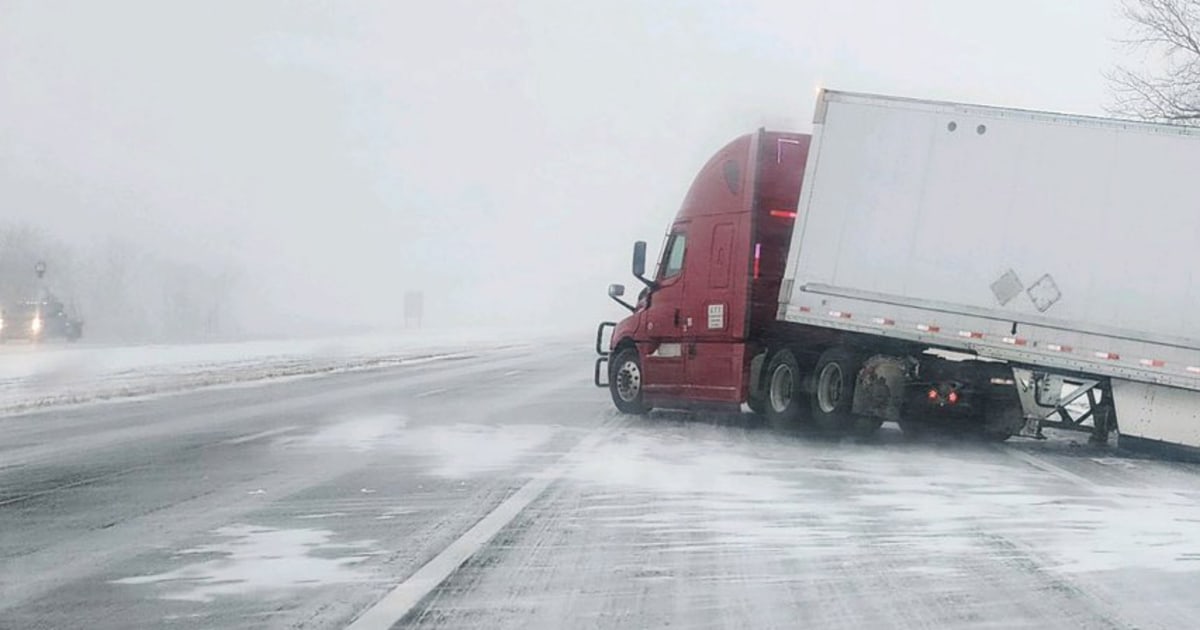 Blizzard conditions roll through northern and central Plains, snarling ...