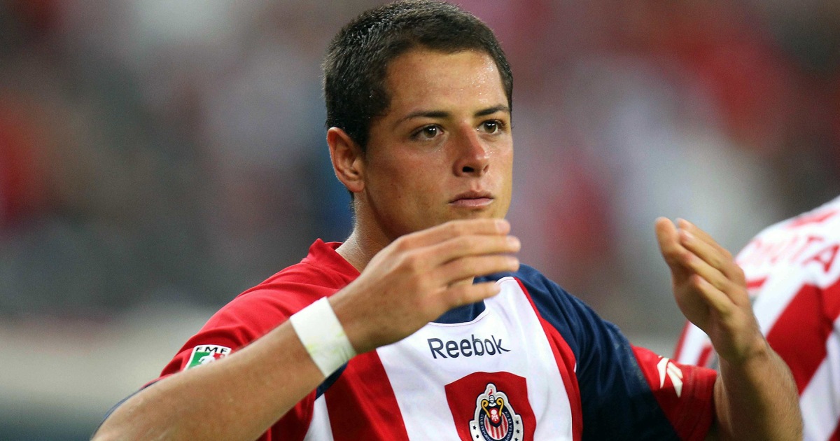Chicharito rompe el silencio y revela su deseo de llegar con Chivas