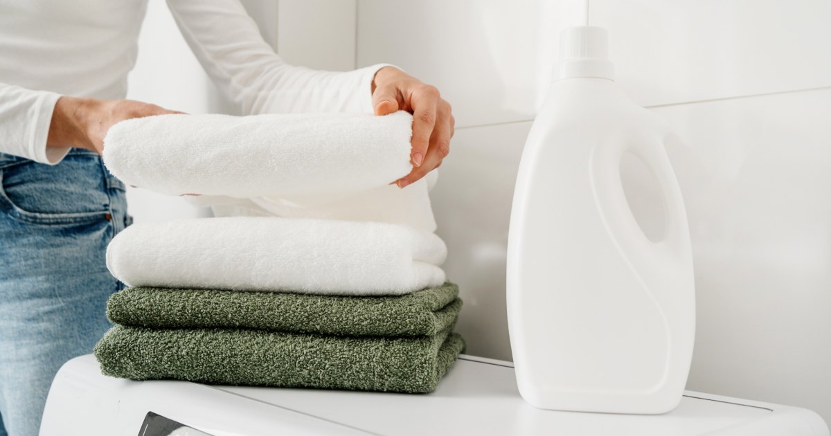 8 best laundry detergents for sensitive skin, according to experts