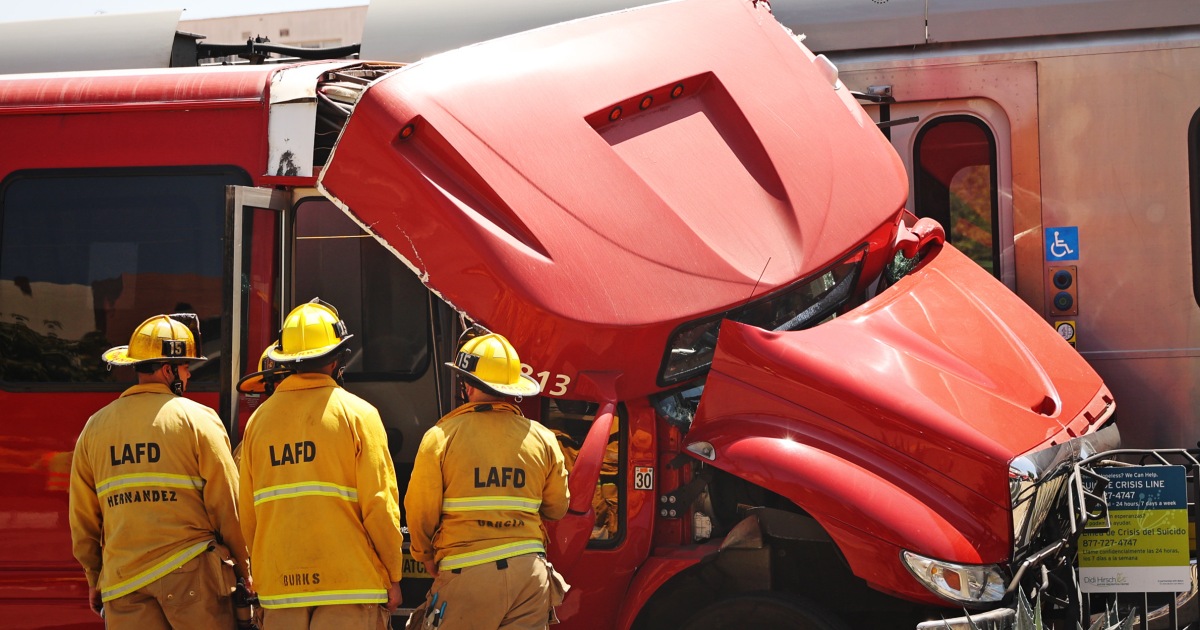 At least 55 hurt after a University of Southern California bus and a ...