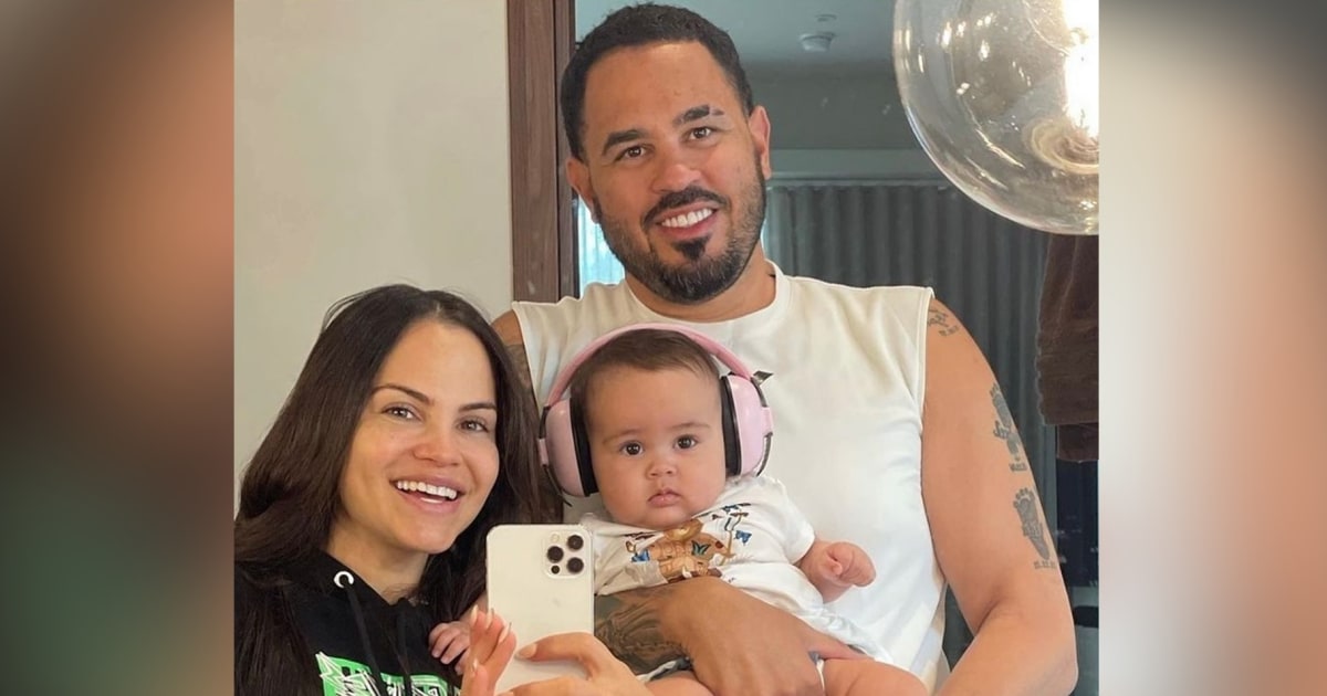 Natti Natasha celebra que Raphy Pina ya está en casa con su familia Natti Natasha celebra que Raphy Pina ya está en casa con su familia