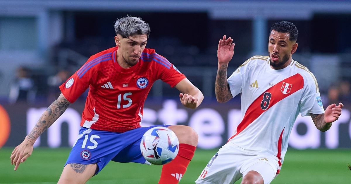 Perú y Chile no pasan del 0-0 en su debut
