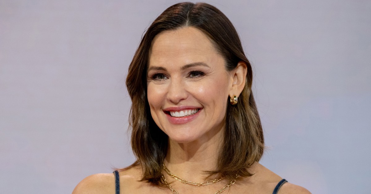 Jennifer Garner pens touching tribute to teachers as her youngest ...