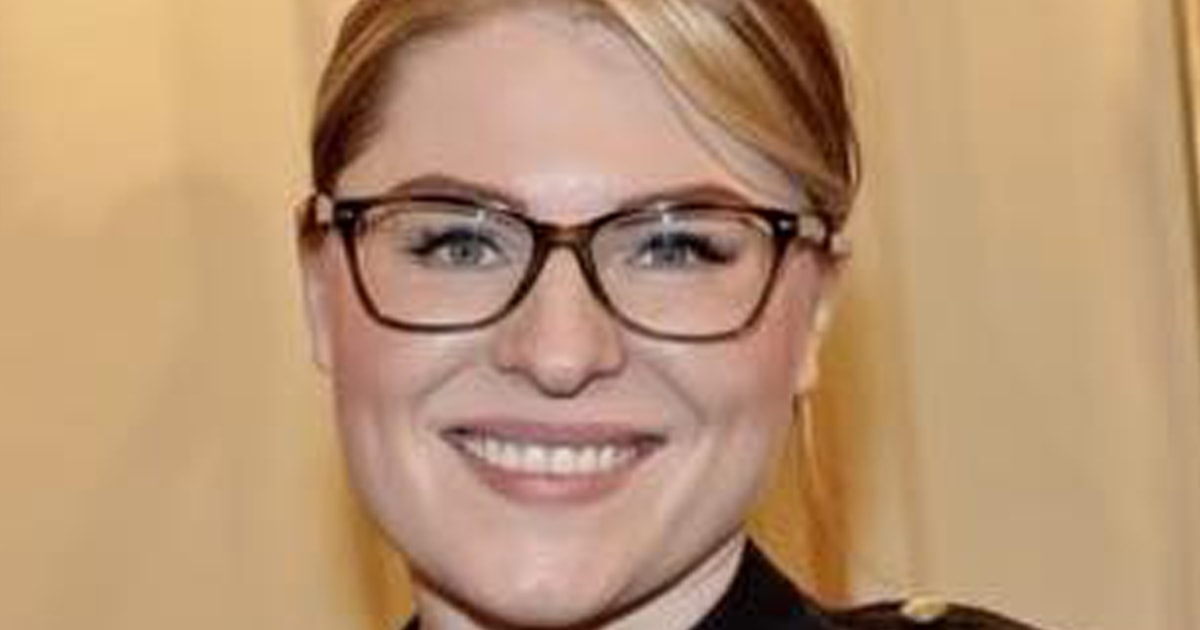 Una policía que se arreglaba las uñas está entre los 4 muertos en el ...