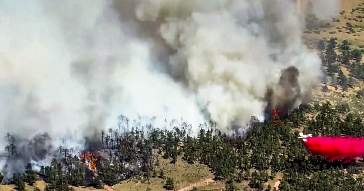 At least 1 person killed in Colorado's Stone Canyon Fire; blazes force ...