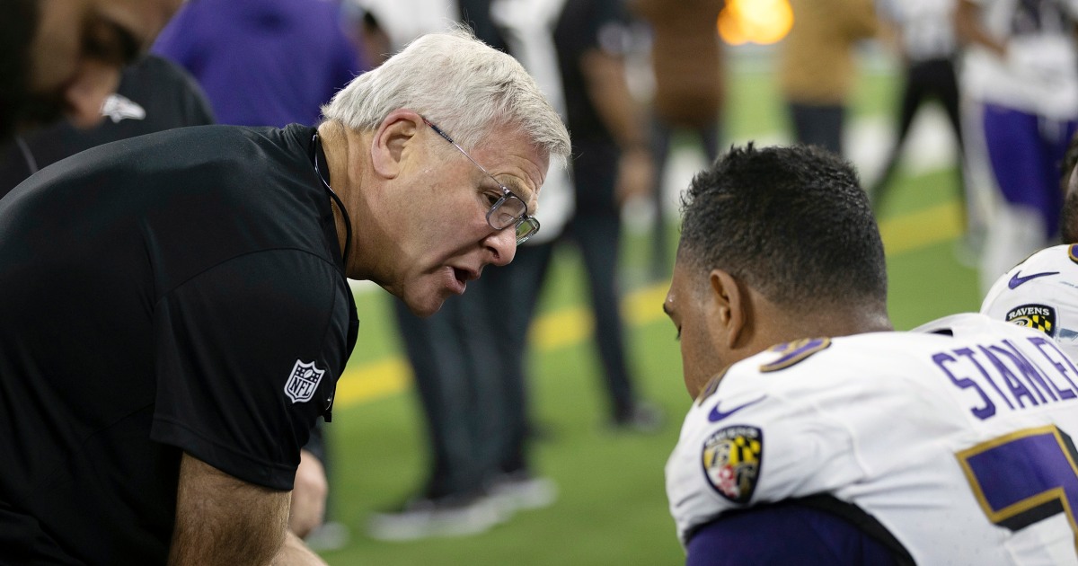 Baltimore Ravens offensive line coach Joe D'Alessandris dies at age 70