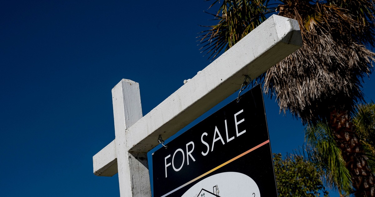 Why mortgage rates are still high after a Fed cut — and likely won't go ...