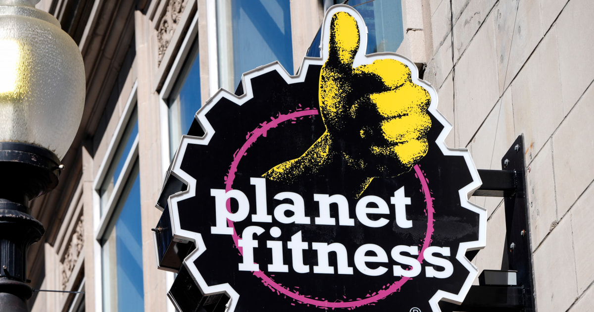 Lawsuit accuses Planet Fitness of refusing to help man who had heart ...