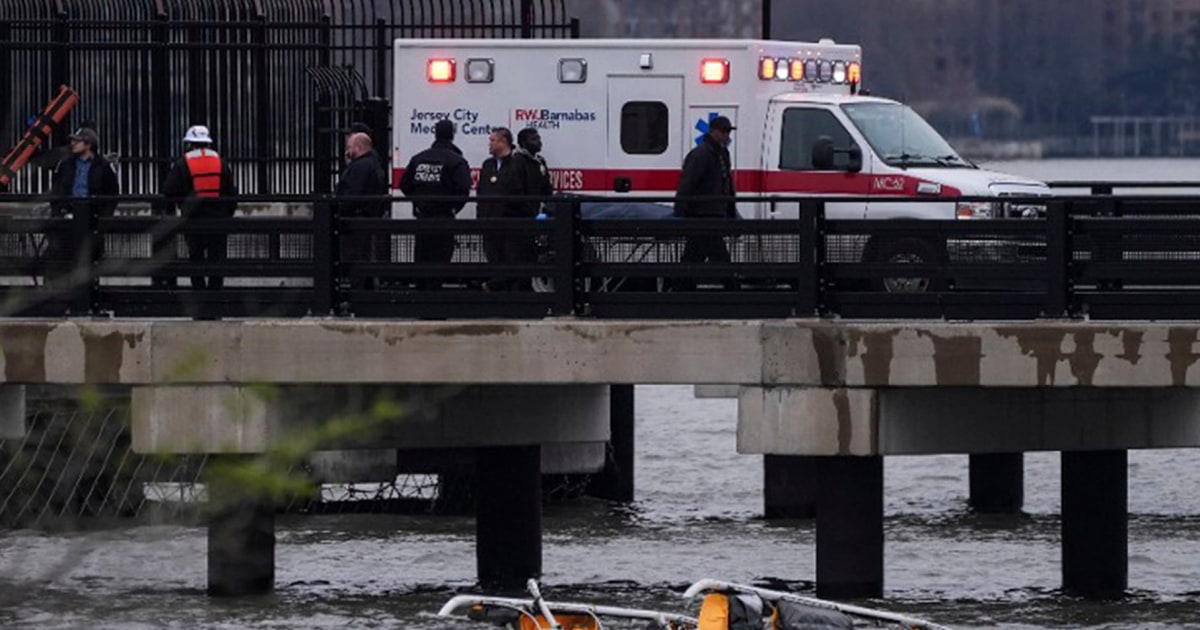 Helicóptero se desploma en el río Hudson en Nueva York y mueren 6 personas