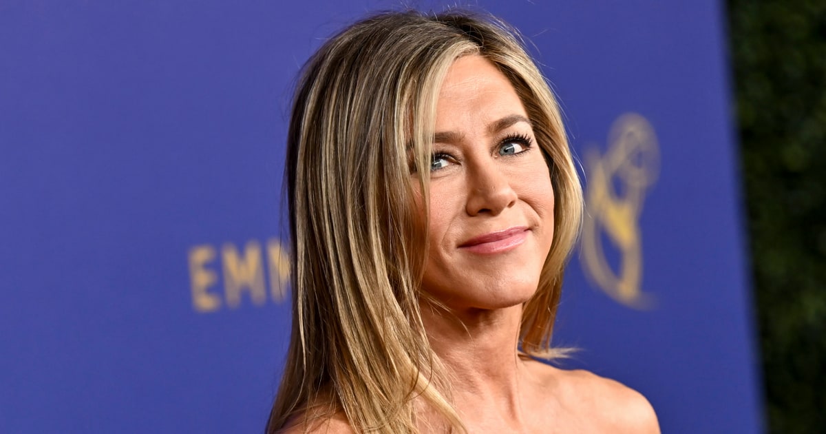 Man accused of crashing into Jennifer Aniston's gate is charged with stalking and vandalism