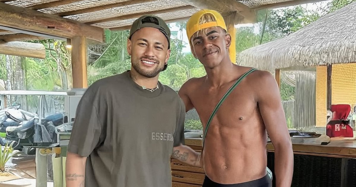 Lamine Yamal cumple el sueño de conocer a su ídolo Neymar