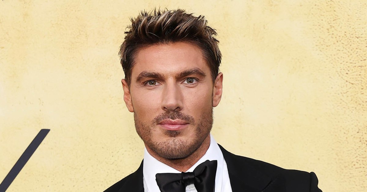 Chris Appleton reflects on coming out to his kids: 'I was feeling shame for them'