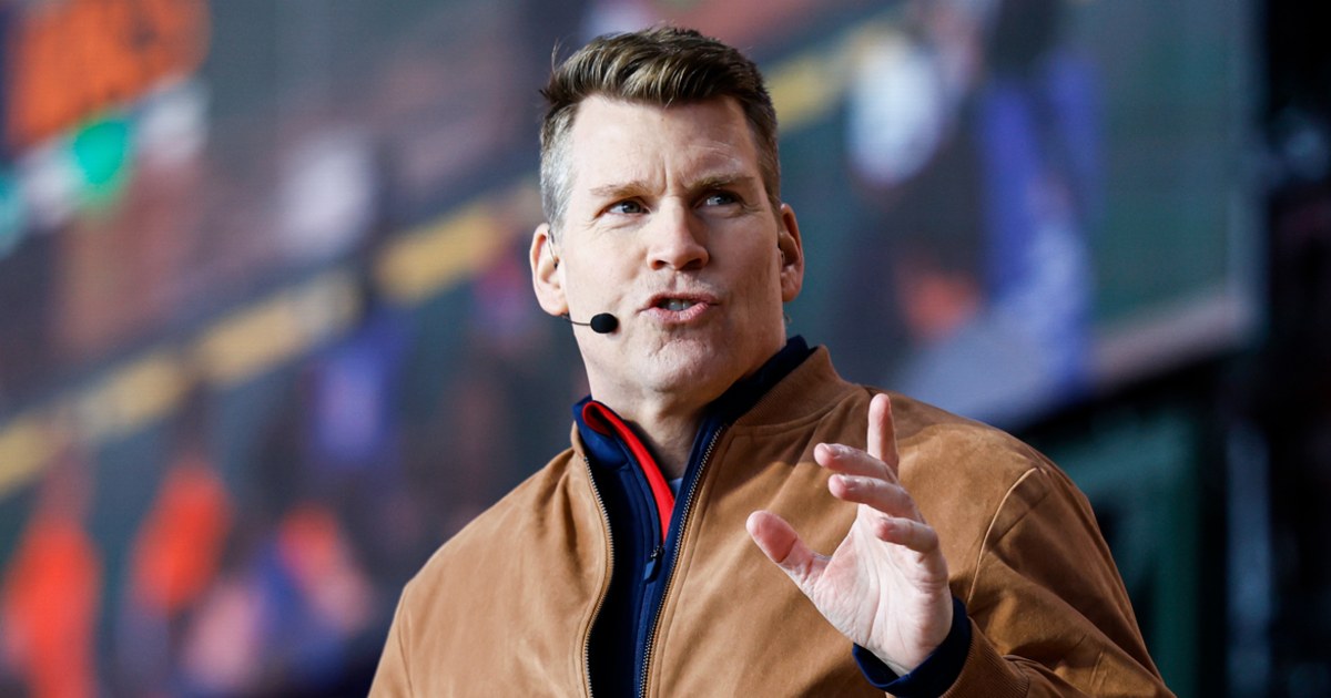 NFL RedZone will have commercials for the first time, host Scott Hanson ...