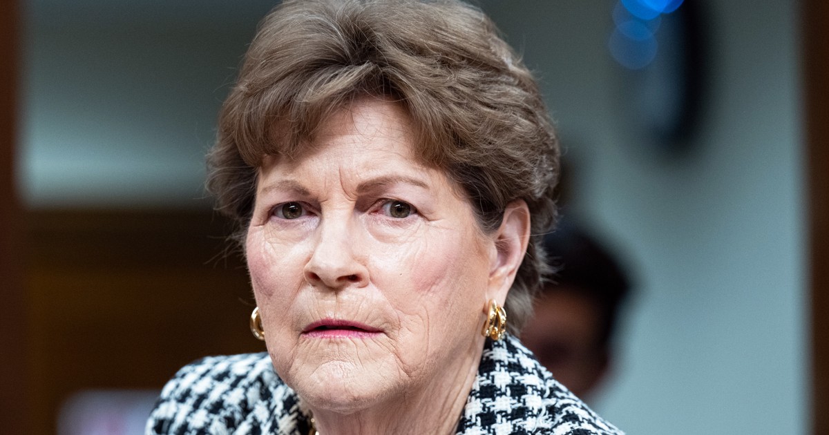 ‘I trust no Republican’s word’: Democrats dismiss Thune’s shutdown offer